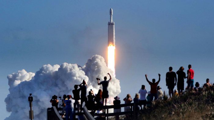 SpaceX: Falcon Heavy completes first commercial flight - Law & Crime News