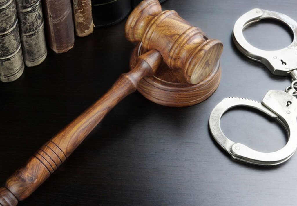 What s The Difference Between A Bond And A Bail Law Crime News